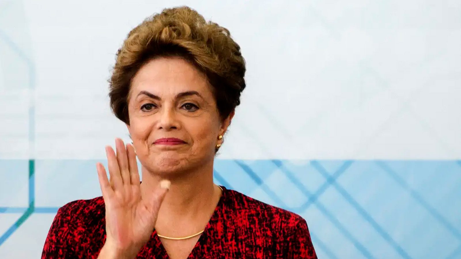 Dilma Rousseff é declarada anistiada política