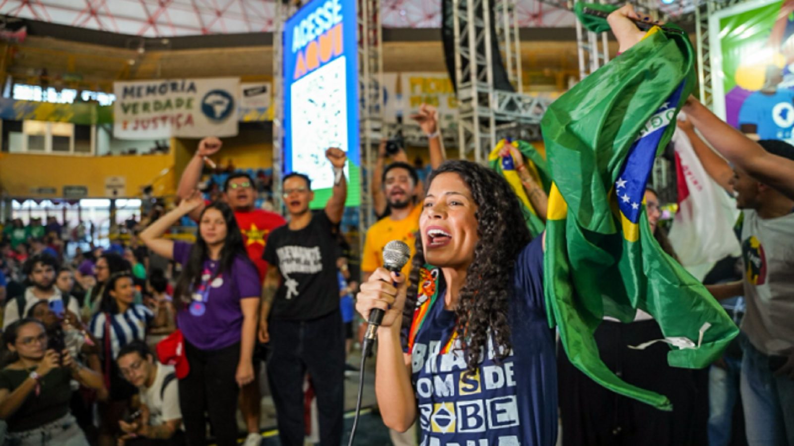 Bianca Borges é eleita presidenta da UNE